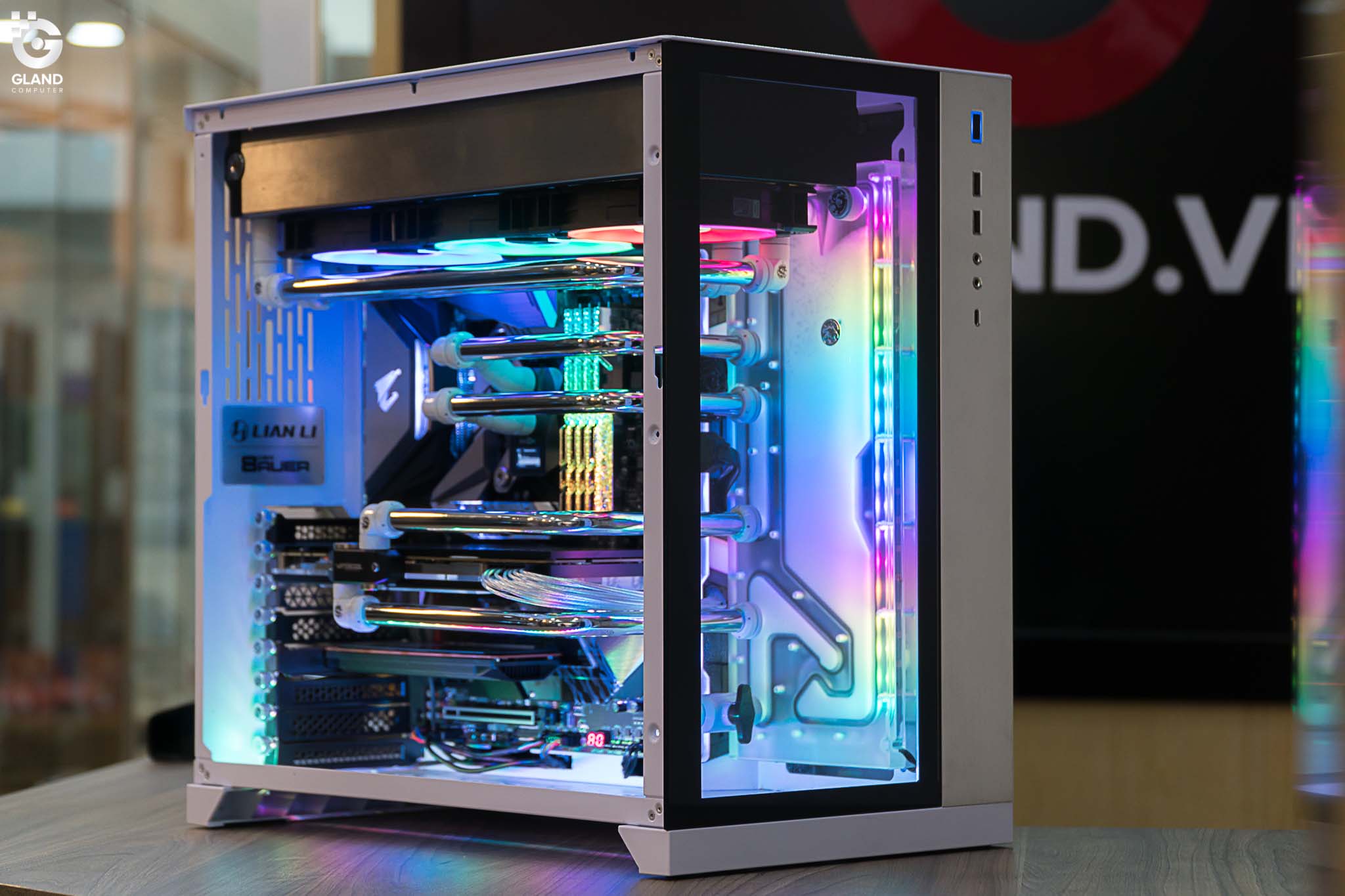 [Case modding] Lianli Dynamic PC-O11 White - METAL