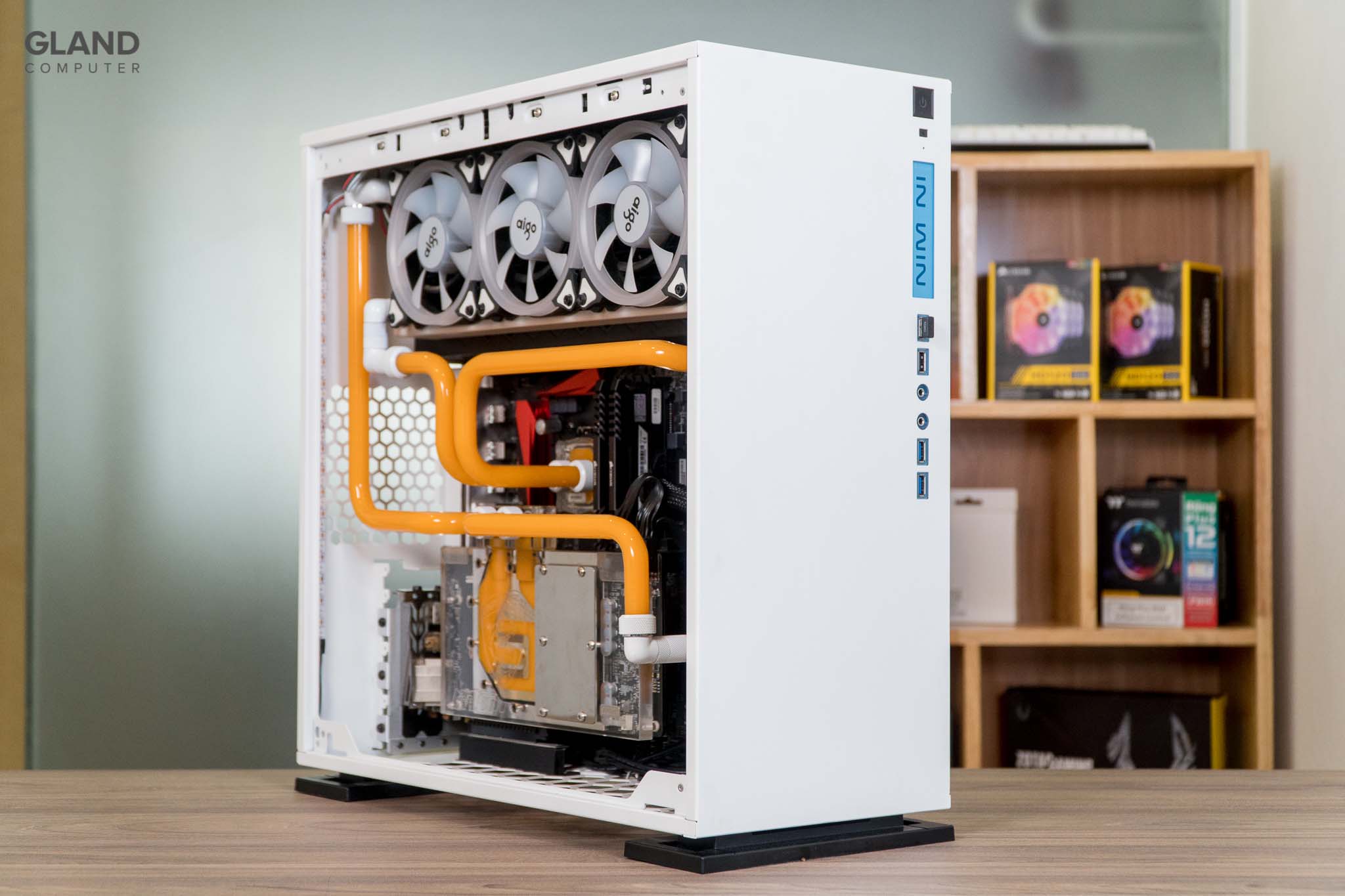[Case modding] Inwin 303 White - ORANGE