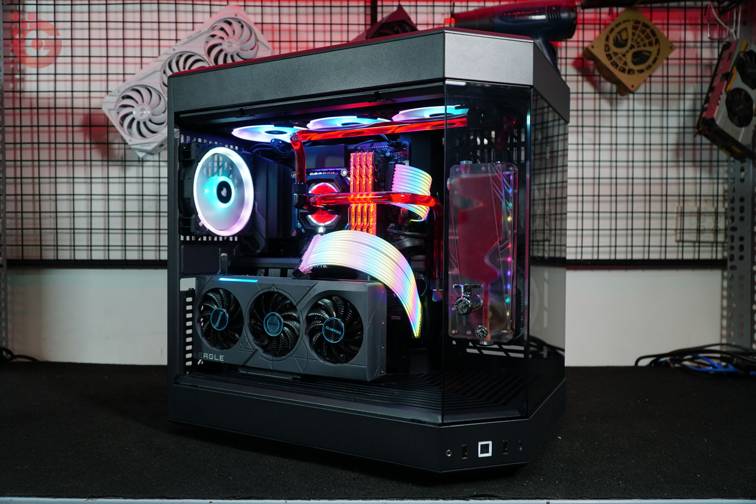 [Case modding] HYTE Y60 BLACK build - Dragon Red